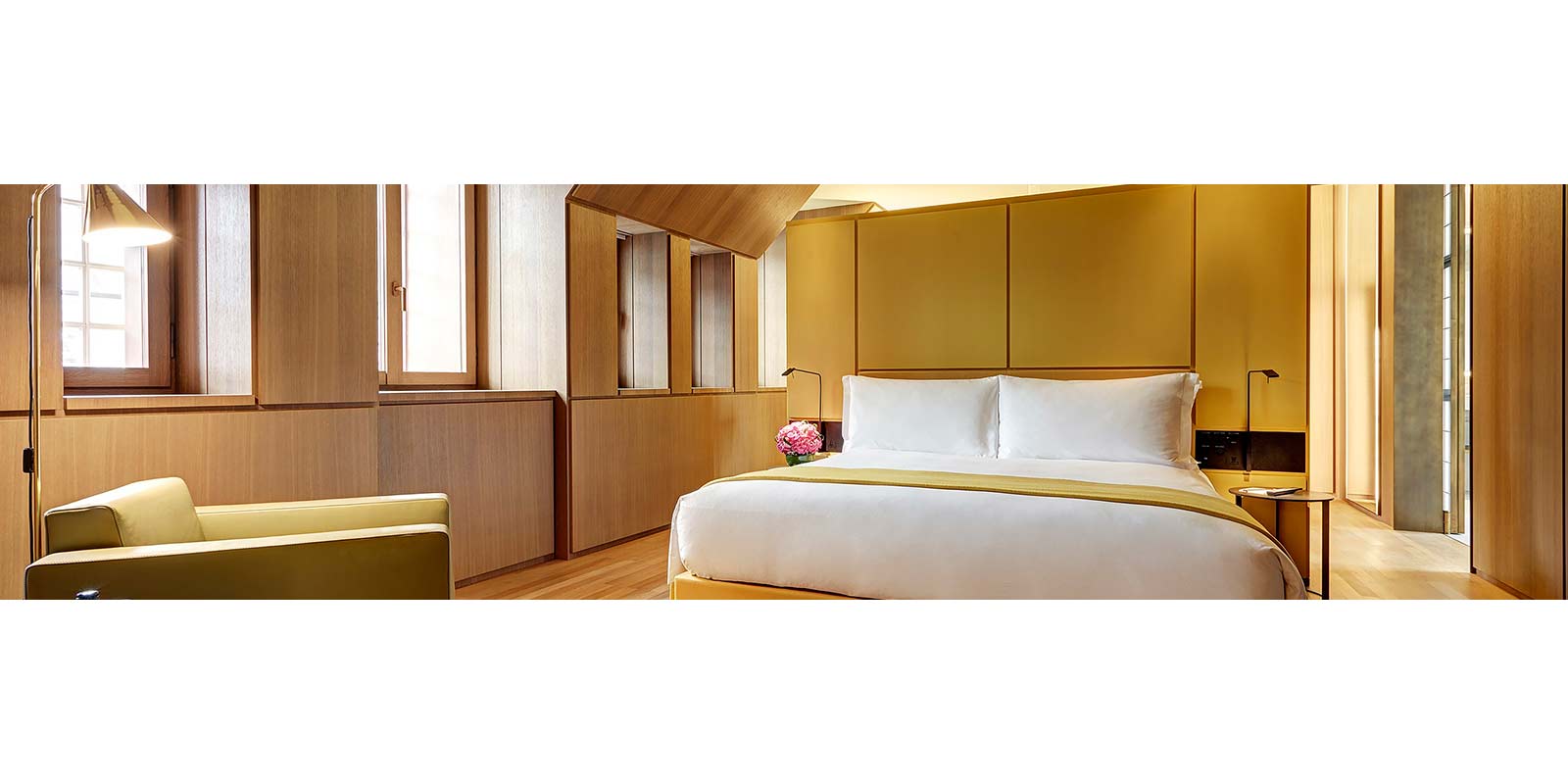 Guest Relations Executive in West London (W1B), W1B 4DY | Hotel Cafe Royal